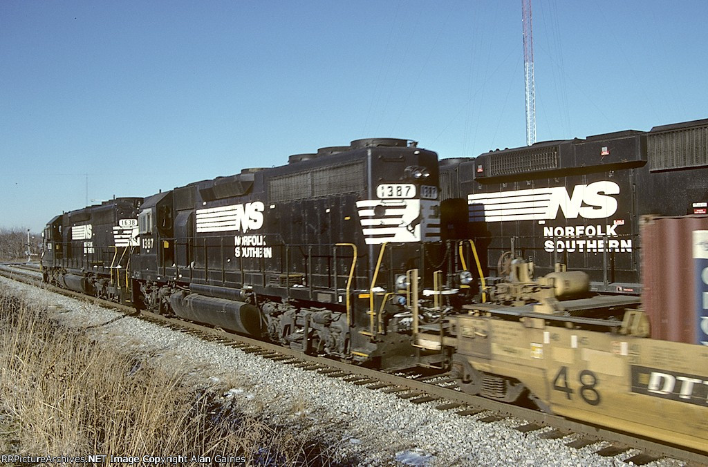 NS GP40 1387